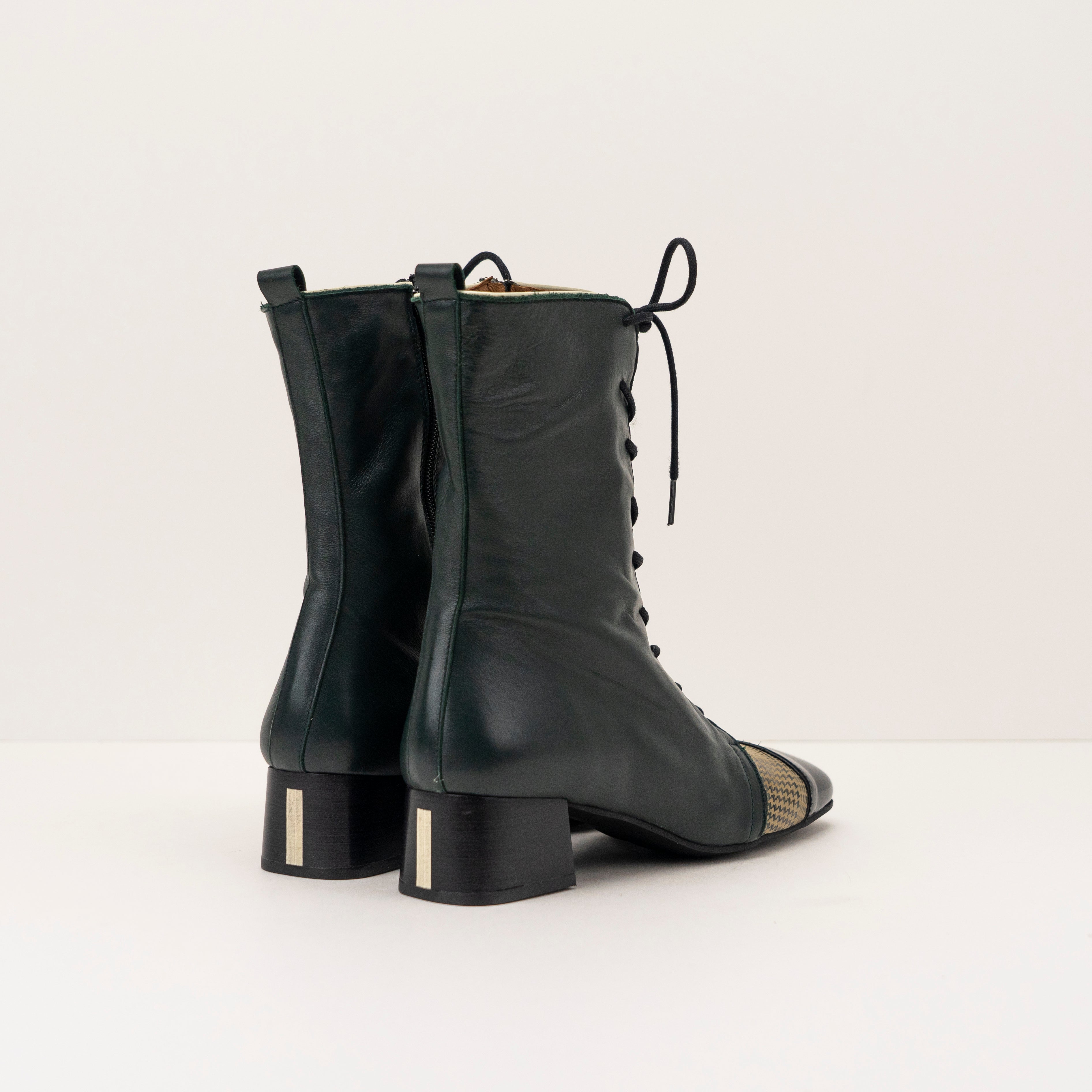 NEMONIC 2235 BOTINES CELINE MIDY OIL VERDE | MOKSIN – Moksin